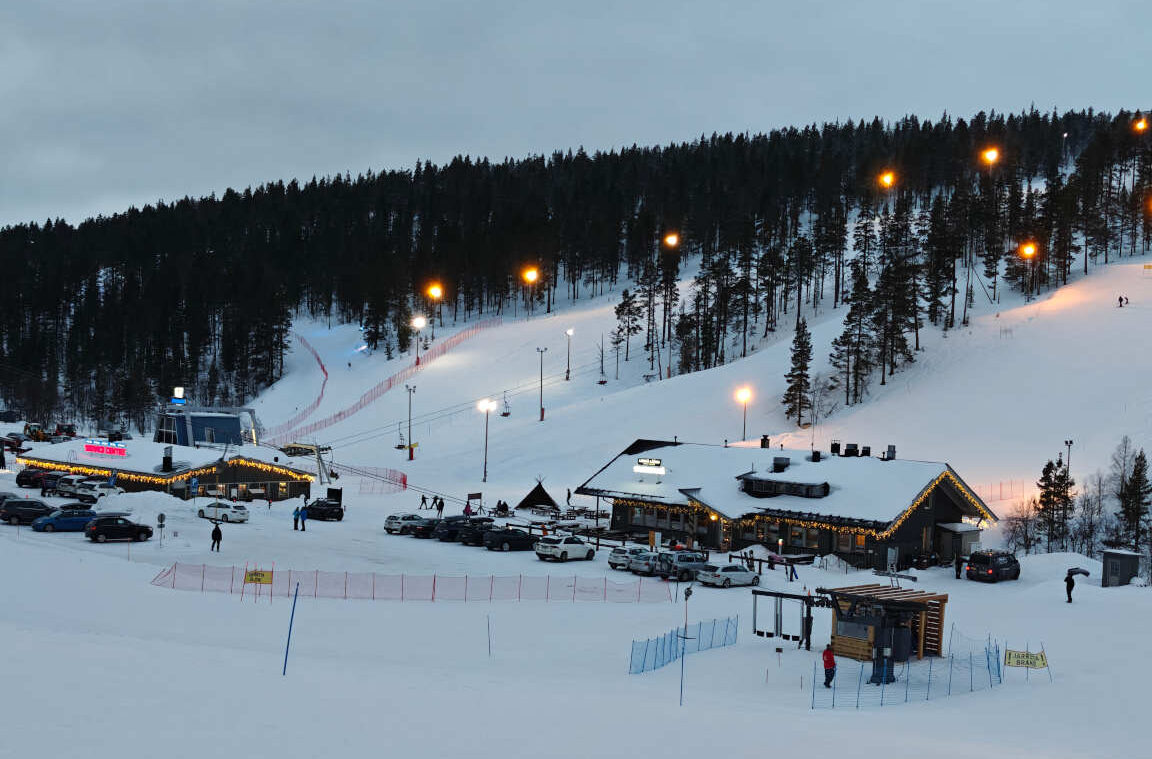 Saariselkä valittiin vuoden 2025 parhaaksi hiihtokeskukseksi Suomessa ...