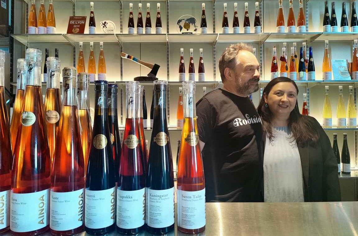 David ja Paola Cohenin Ainoa Winery on Suomen kansainvälisesti ...